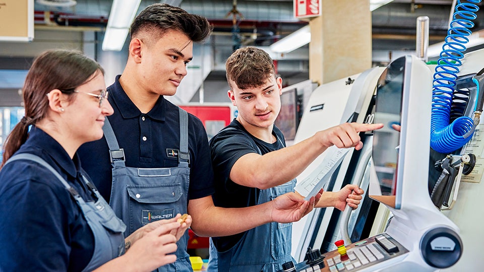 Schülerpraktikum, duale Ausbildung, Ferienjobs